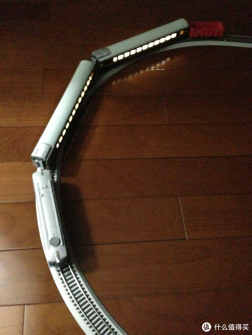 百万城BACHMANN 火车模型 CD00908 ND2内燃机车 青藏25T硬卧车厢 带车灯_模型_什么值得买