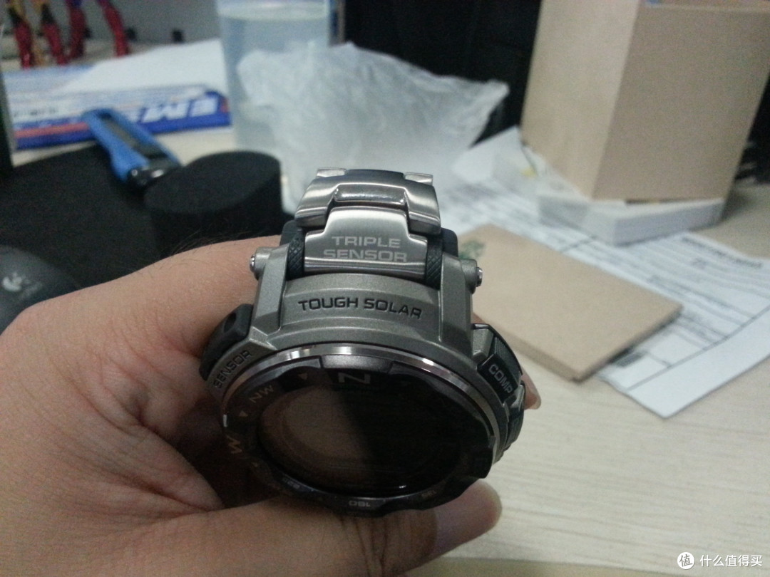 钛金侠出动——CASIO 卡西欧 PRW2500T-7 登山系列 男款腕表到货开箱_男款石英表_什么值得买