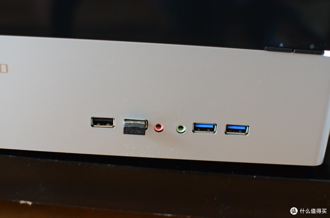 你也以为是功放？JONSBO 乔思伯 G3 HTPC 卧式机箱_机箱_什么值得买