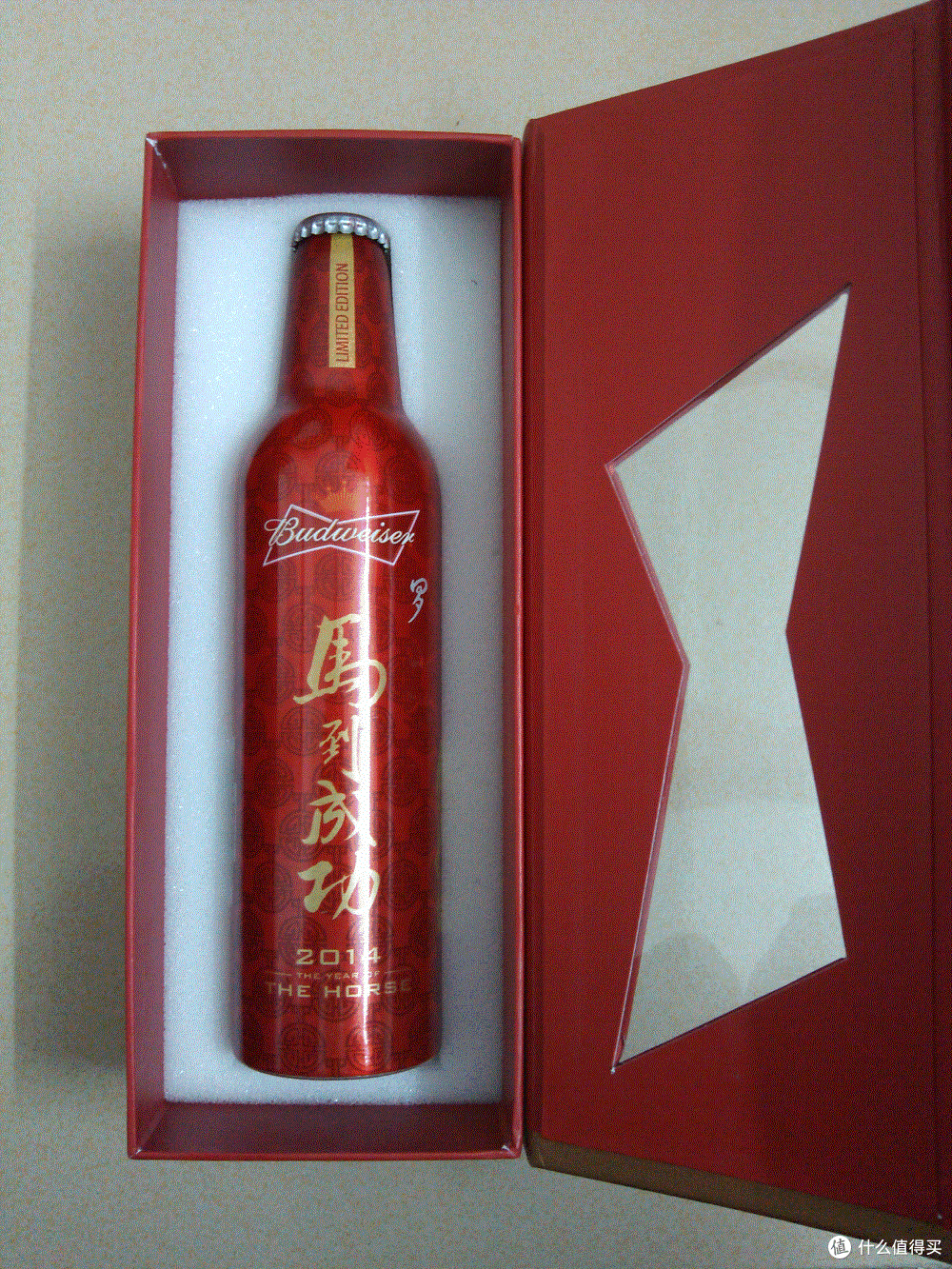来自百威英博的马年小惊喜：Budweiser 百威 新春限量 定制 铝瓶啤酒_啤酒_什么值得买