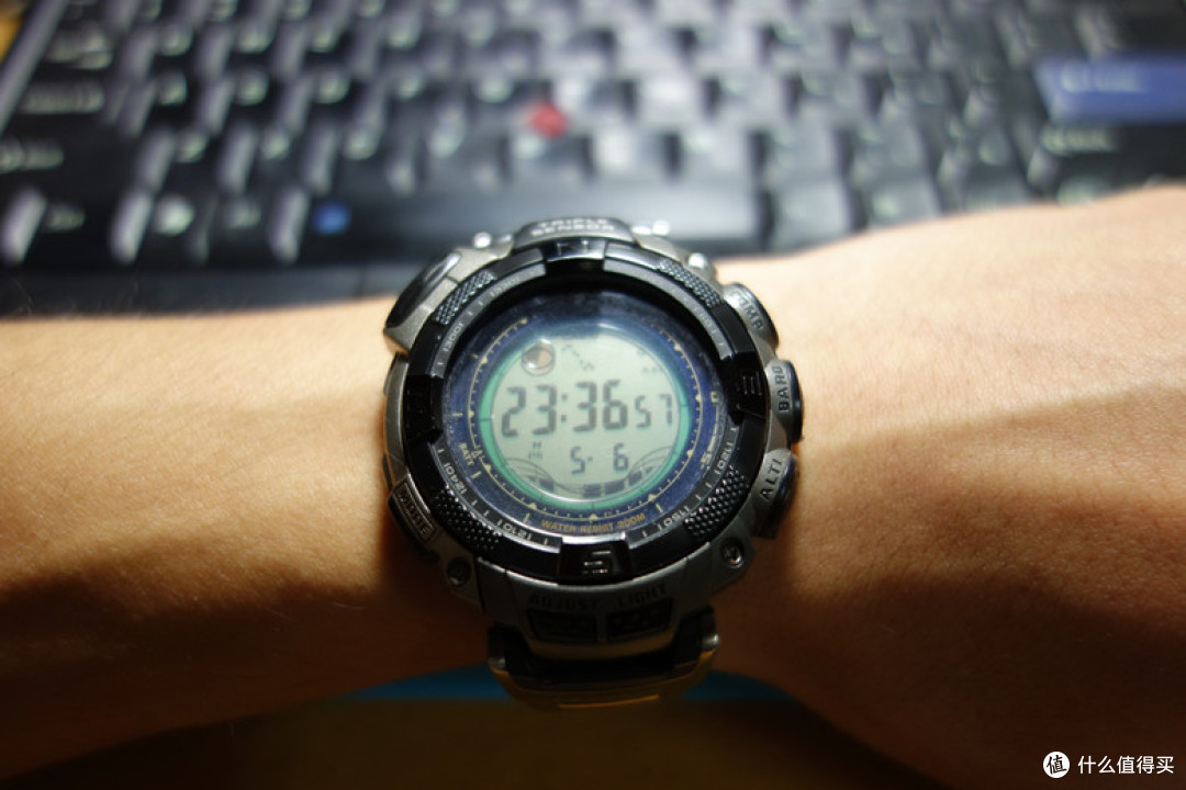 经典从不迟到：CASIO 卡西欧 PRG-130T-7VDR 男款登山表_男款石英表_什么值得买