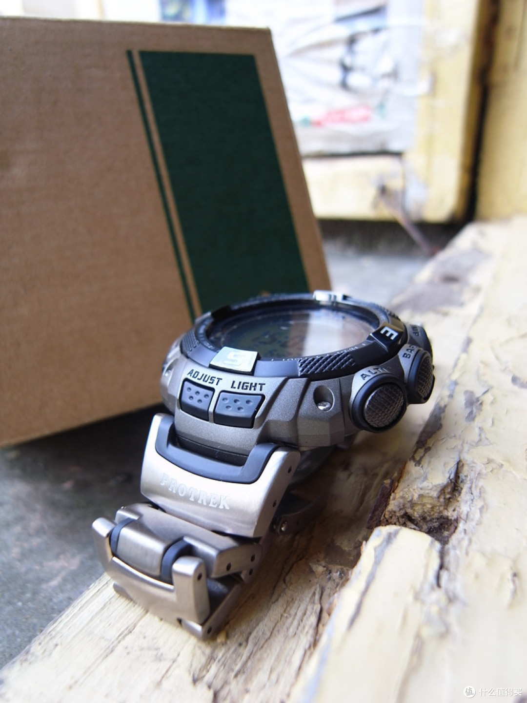 经典从不迟到：CASIO 卡西欧 PRG-130T-7VDR 男款登山表_男款石英表_什么值得买