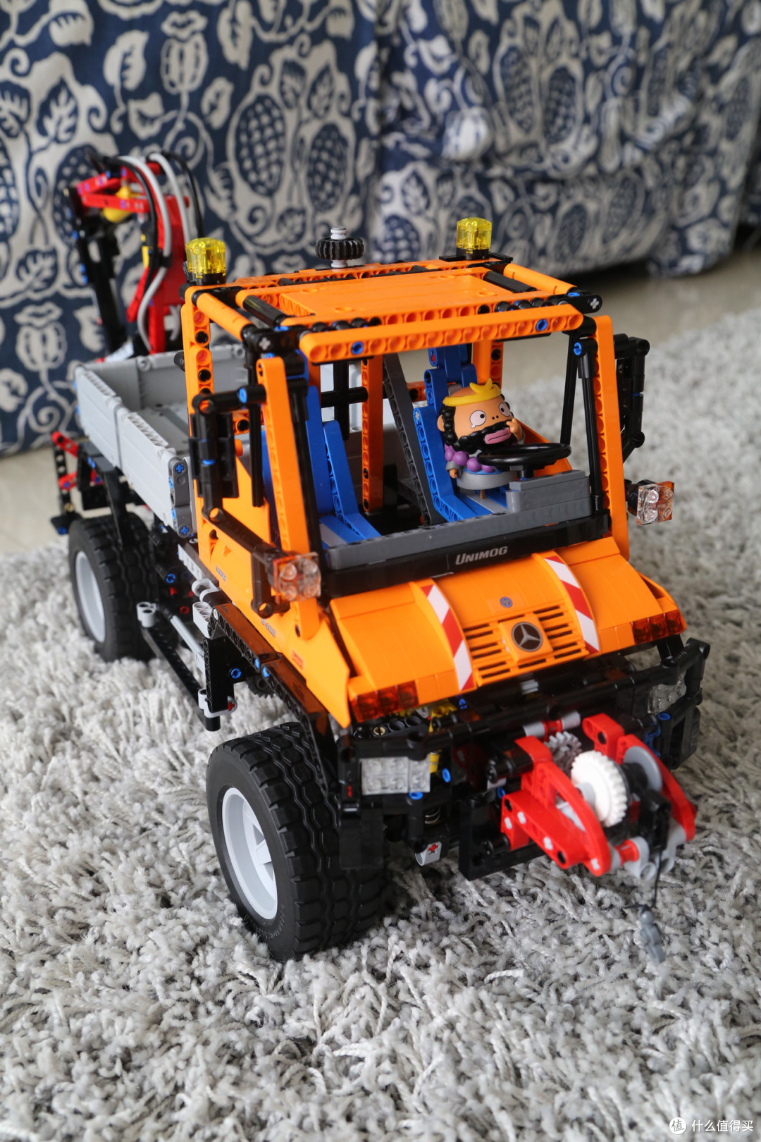 LEGO 乐高 8110 奔驰乌尼莫克 — 科技旗舰中的精品_拼插积木_什么值得买