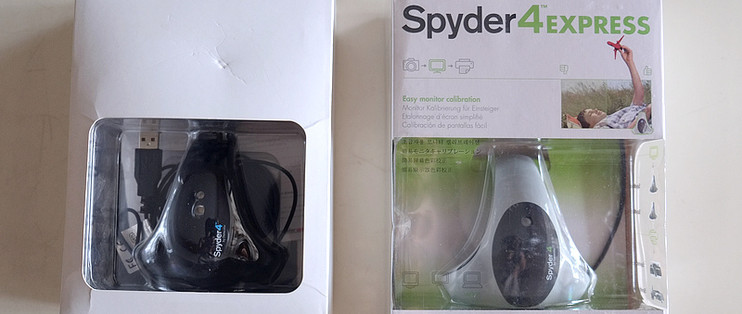 Spyder4 Pro VS Spyder4 Express 蓝蜘蛛4与绿蜘蛛4校色仪的对比_校色仪_什么值得买