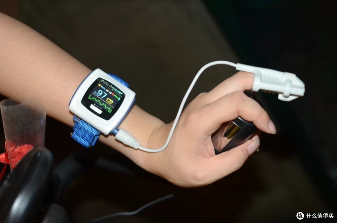 CONTEC 康泰医学 CMS 50F 脉搏血氧仪_其他健康电器_什么值得买