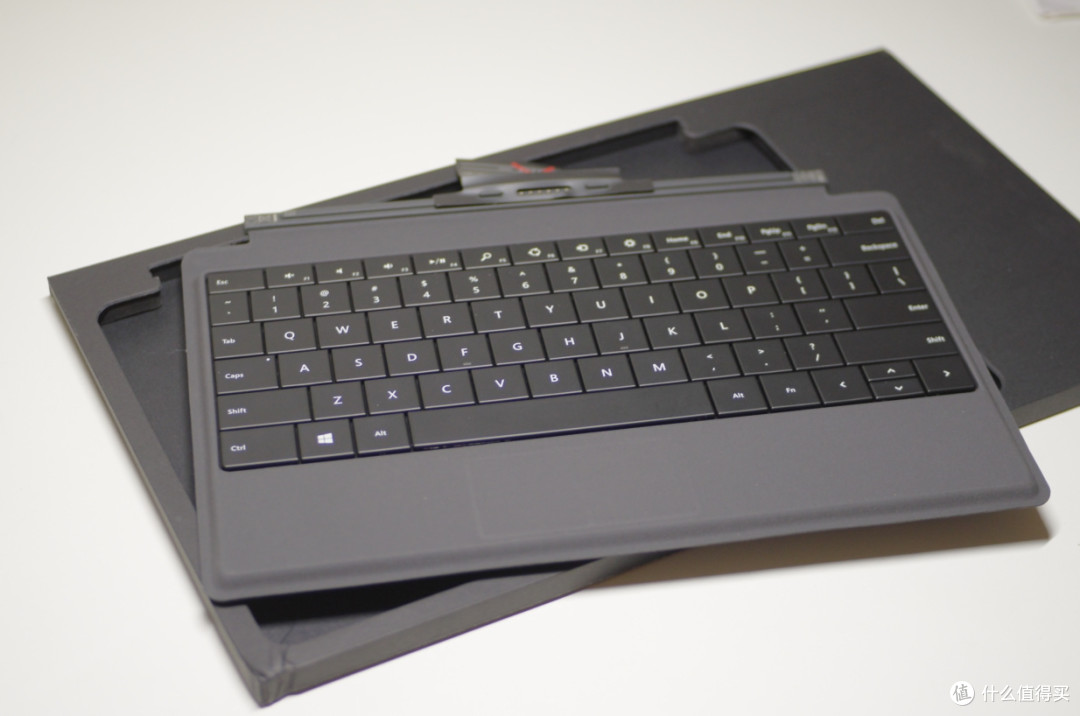 Surface Pro专用移动电源：Power Cover_键盘_什么值得买