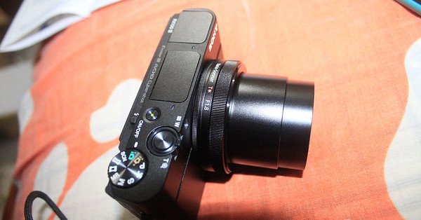 便携与画质的完美结合：SONY索尼 RX100M3开箱简评_数码相机_什么值得买