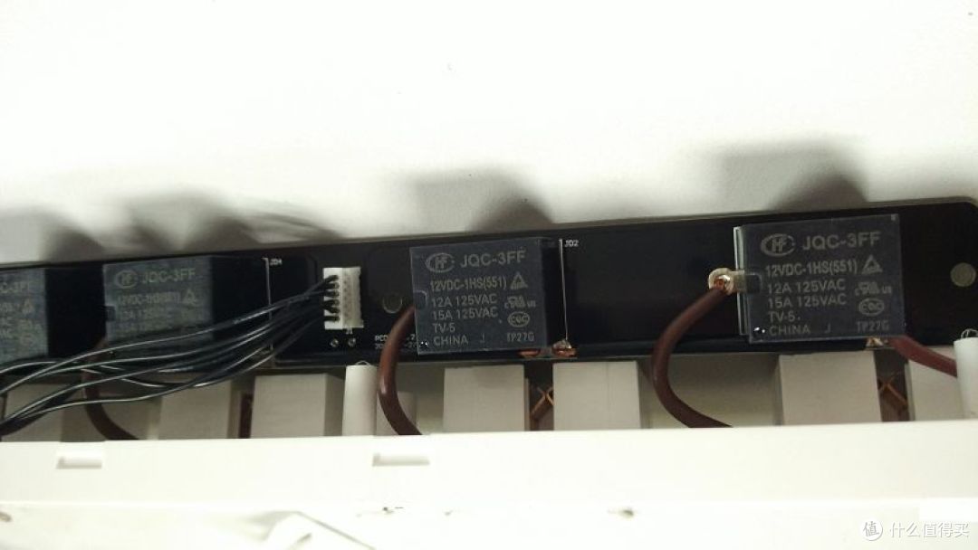 HONYAR 鸿雁小优 WIFI智能4位排插，拆解看真芯_插排_什么值得买