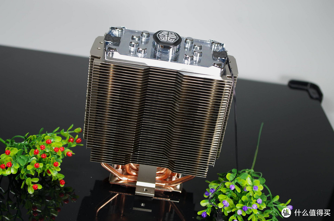 首次尝试开放式放置PC，COOLERMASTER 酷冷至尊 MasterAir Maker 8 3DVC 多平台CPU散热器_CPU散热器_什么值得买