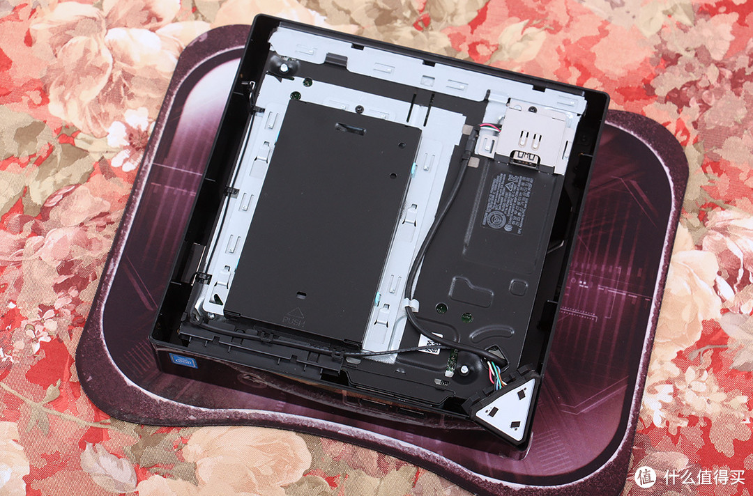 当之无愧的游戏小钢炮：Alienware Alpha R2 迷你游戏 PC 众测体验_电脑整机_什么值得买