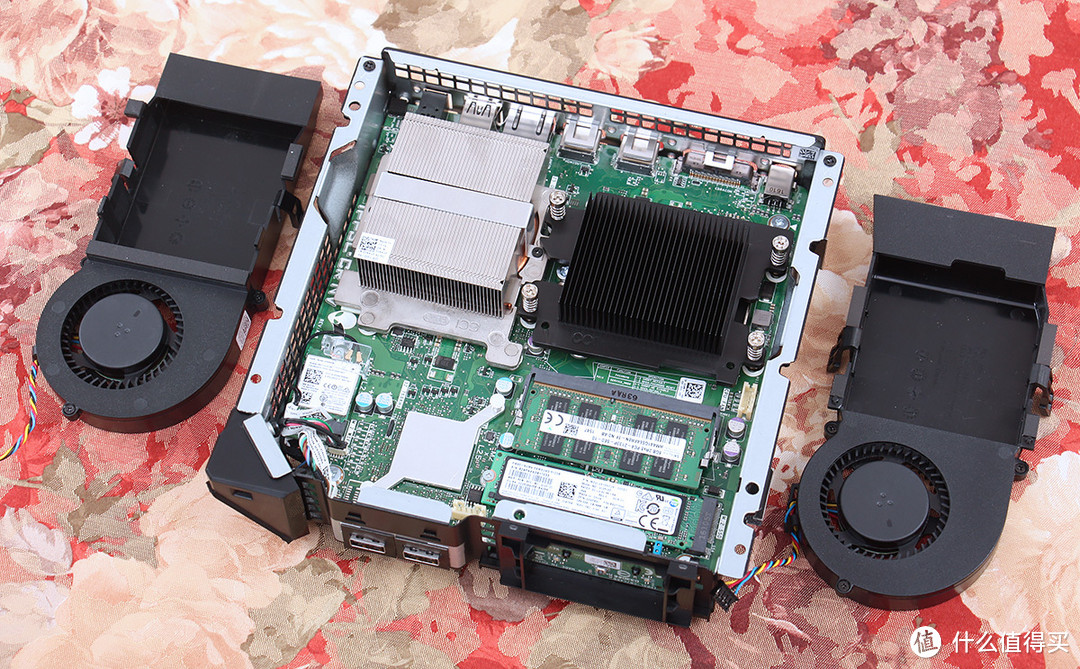 当之无愧的游戏小钢炮：Alienware Alpha R2 迷你游戏 PC 众测体验_电脑整机_什么值得买