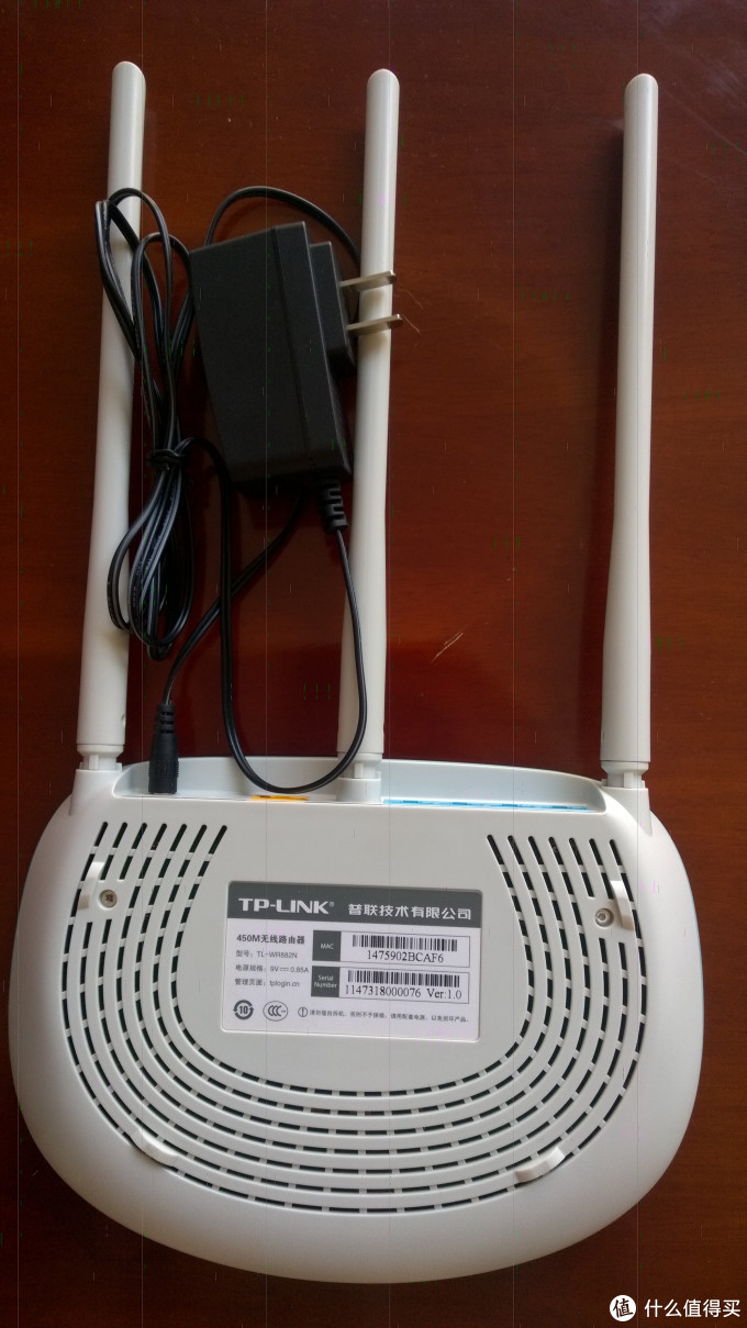 路由大厂出品的平价神器：TP-LINK TL-WR882N 无线路由器_路由器_什么值得买