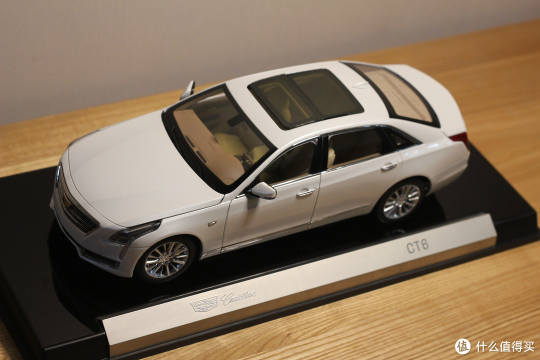 #本站首晒# 什么才是好车模？解构 Cadillac 凯迪拉克 CT6 1:18 原厂汽车模型_汽车模型_什么值得买
