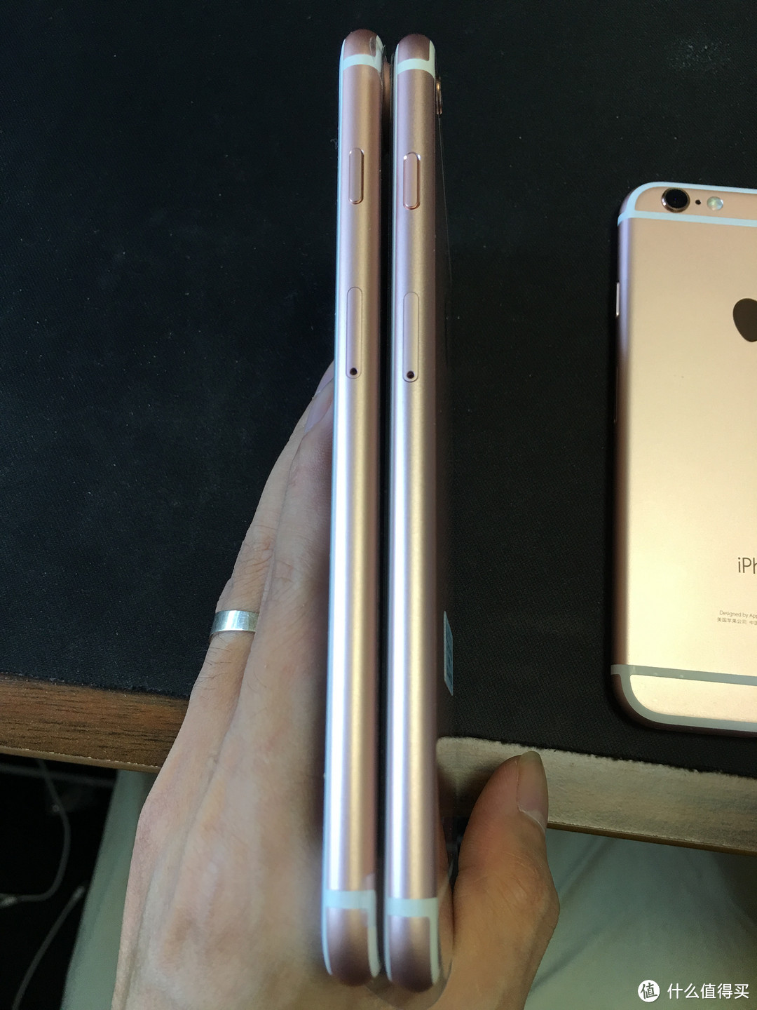 Apple 苹果 iPhone7 Plus vs 6sp 外观大对比（7p开箱晒图）_iPhone_什么值得买