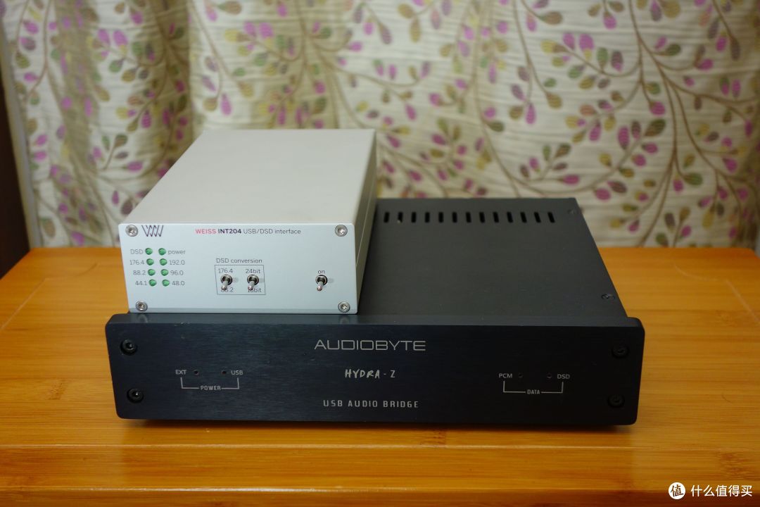 #本站首晒#民用数字界面之王— Weiss INT204 & 歌诗德 U12 入门数字界面_耳机放大器_什么值得买