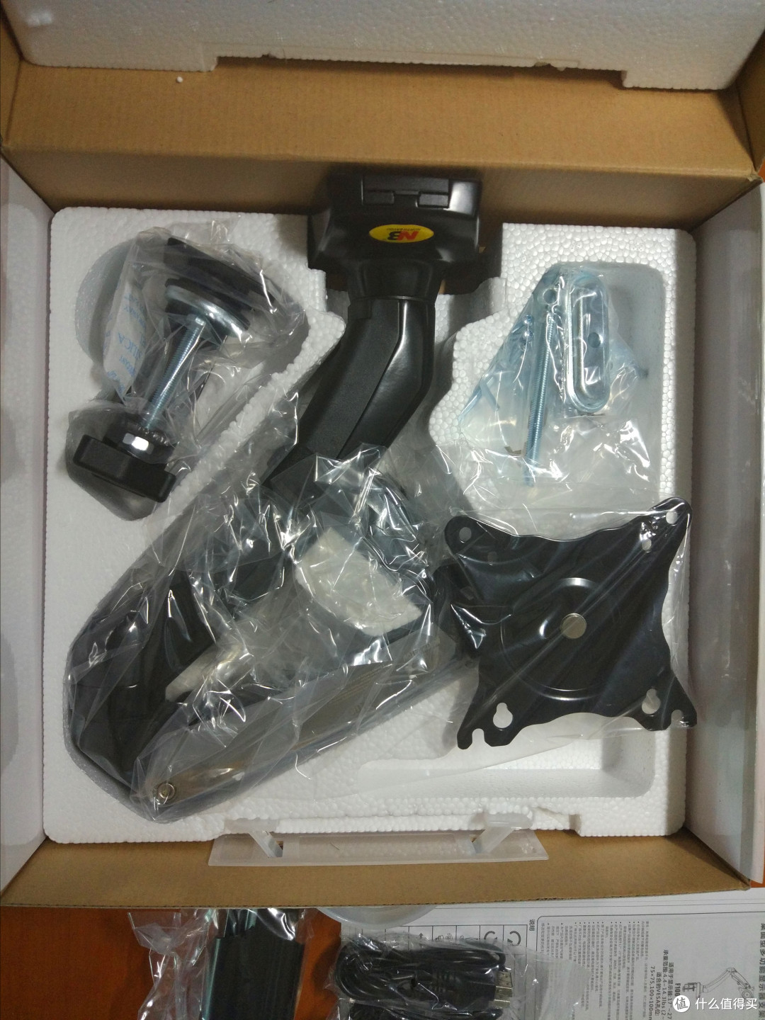 F80的进化 — NB F100 电脑显示器支架 开箱_家电安装_什么值得买