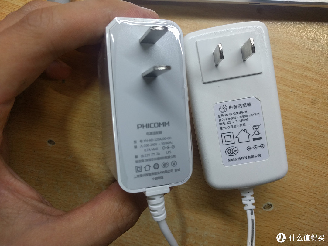 上车K2P！PHICOMM 斐讯 KP2 无线路由器开箱与K2硬件对比！_路由器_什么值得买