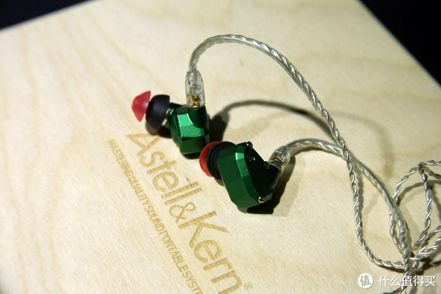 ALO Campfire Audio群星荟萃 织女星 仙女座 木星 新星 耳塞式耳机对比及介绍_耳塞式耳机_什么值得买