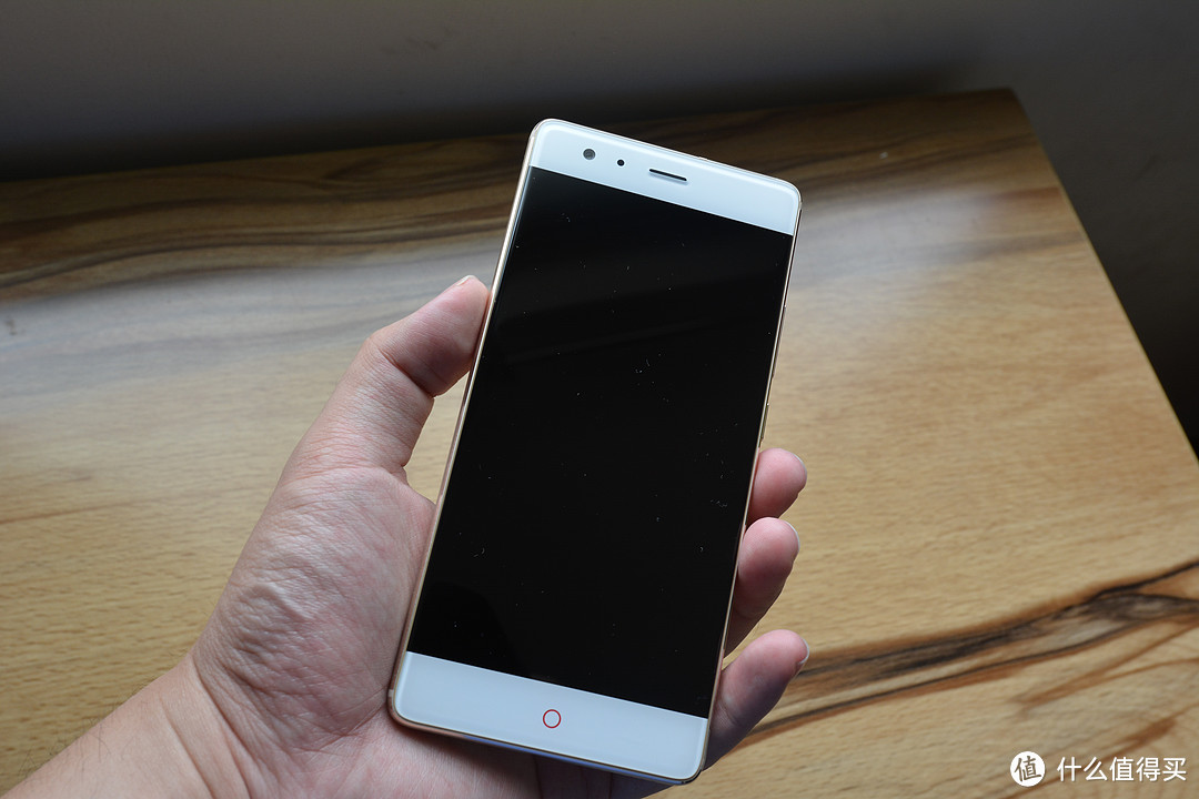 正面白富美，背面土豪金 — nubia 努比亚 Z17测评（对比Z11，IPHONE 6 PULS，OPPO R11）_安卓手机_什么值得买