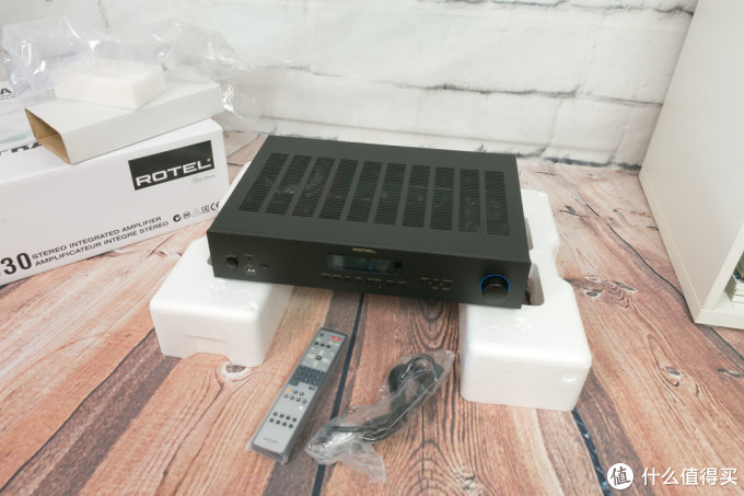 Bowers & Wilkins 宝华韦健685 S2音箱 + ROTEL的RA-630功放的开箱_蓝牙音箱_什么值得买