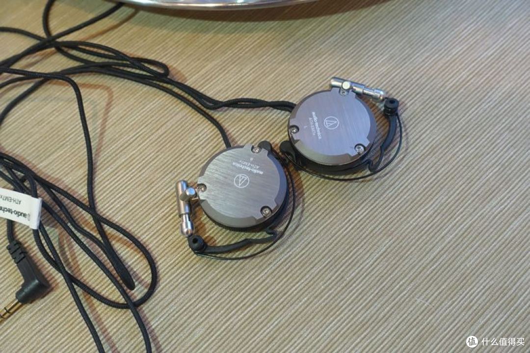 买完就后悔系列： audio-technica 铁三角 ATH-EM7X 耳挂式耳机 开箱评测_耳机_什么值得买