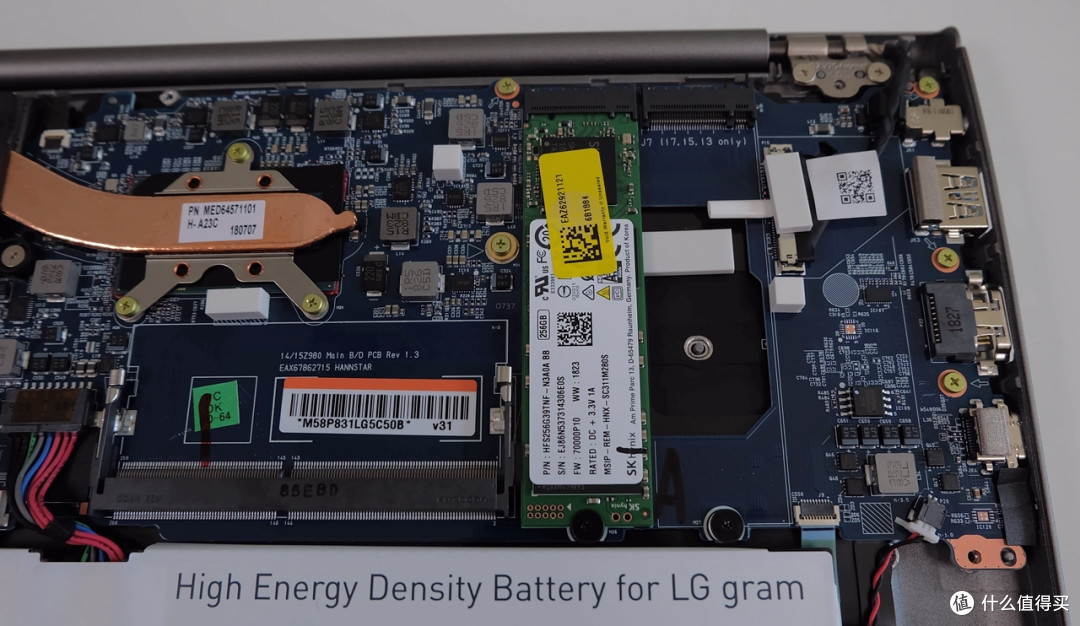 【全网独家拆机】从内到外看透LG gram，这款超轻薄续航王从万元身价降到7000后是否值得入手？_笔记本电脑_什么值得买
