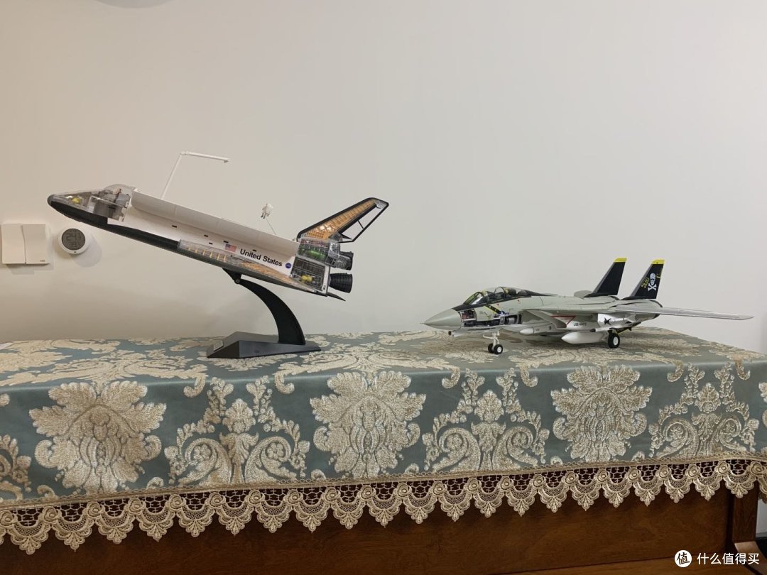 还是首晒--4D Master SPACE SHUTTLE CUTAWAY 发现号航天飞机_飞机模型_什么值得买