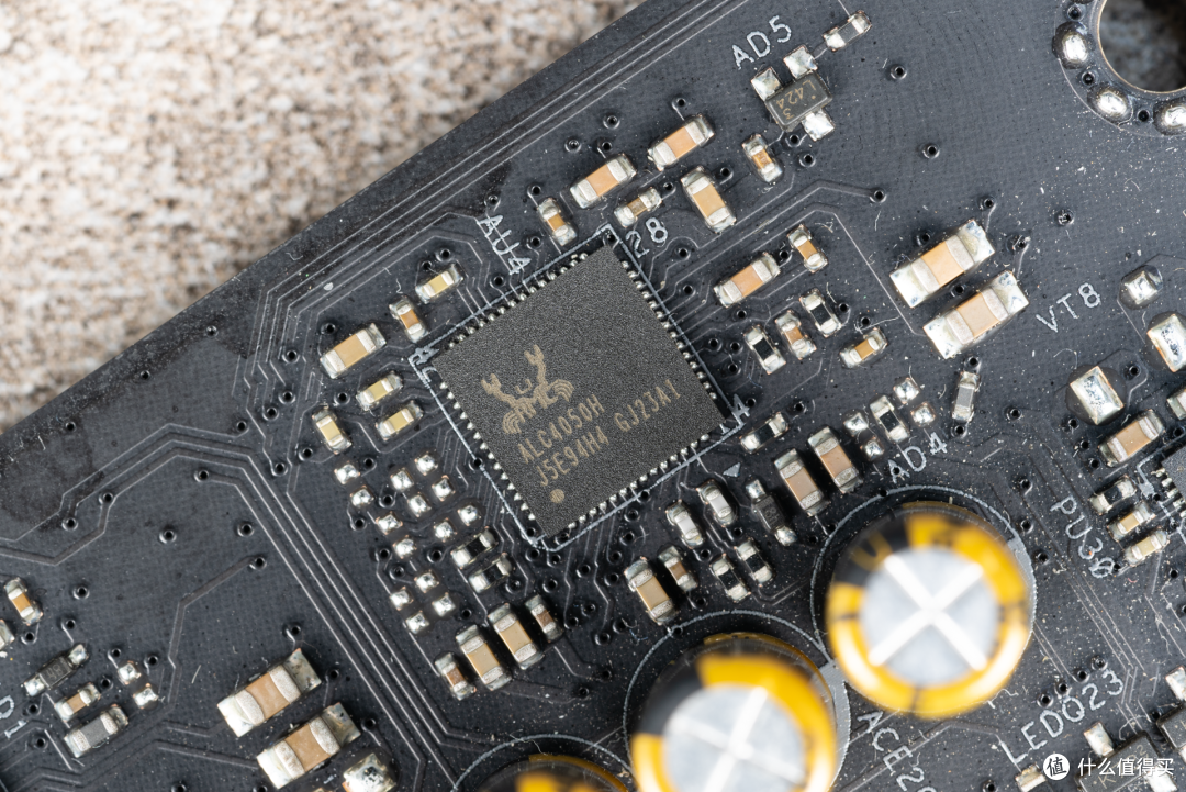 大概是目前最强的 TRX40 主板，华擎 TRX40 Taichi 太极拆解评测。_主板_什么值得买