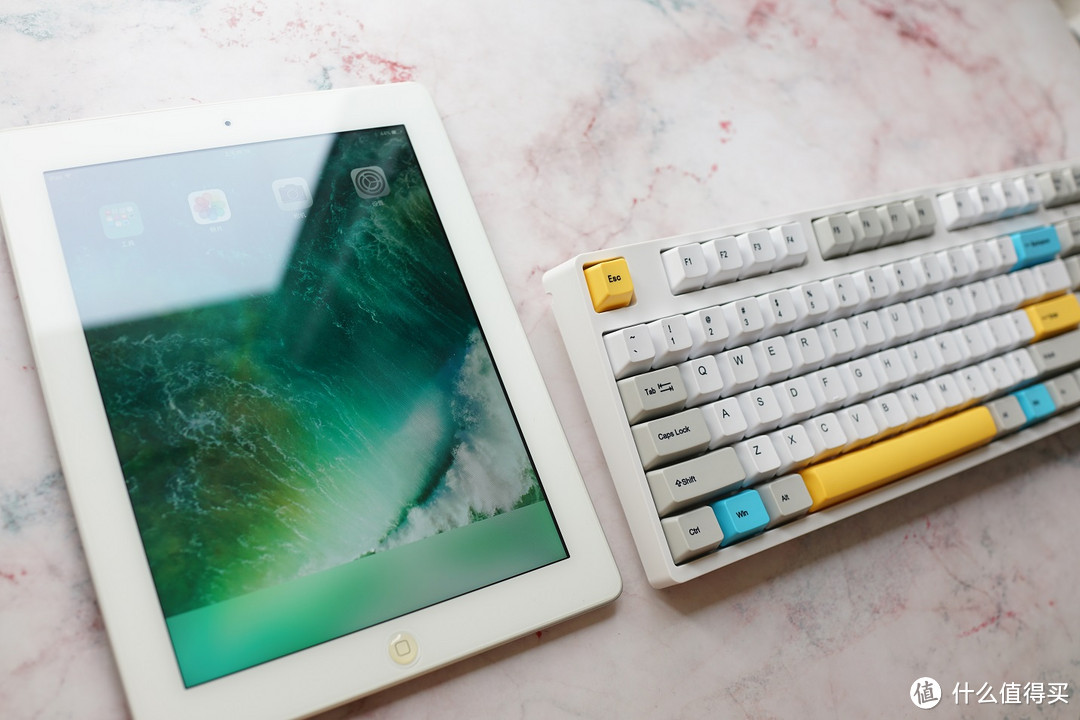 三百元买双模樱桃轴的GANSS 87D_键盘_什么值得买