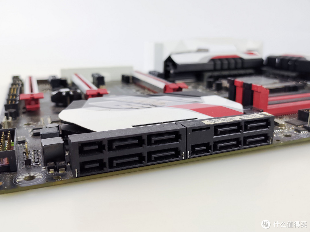 64TB超豪华别墅，银欣CS380黑威联通主机达成_NAS存储_什么值得买