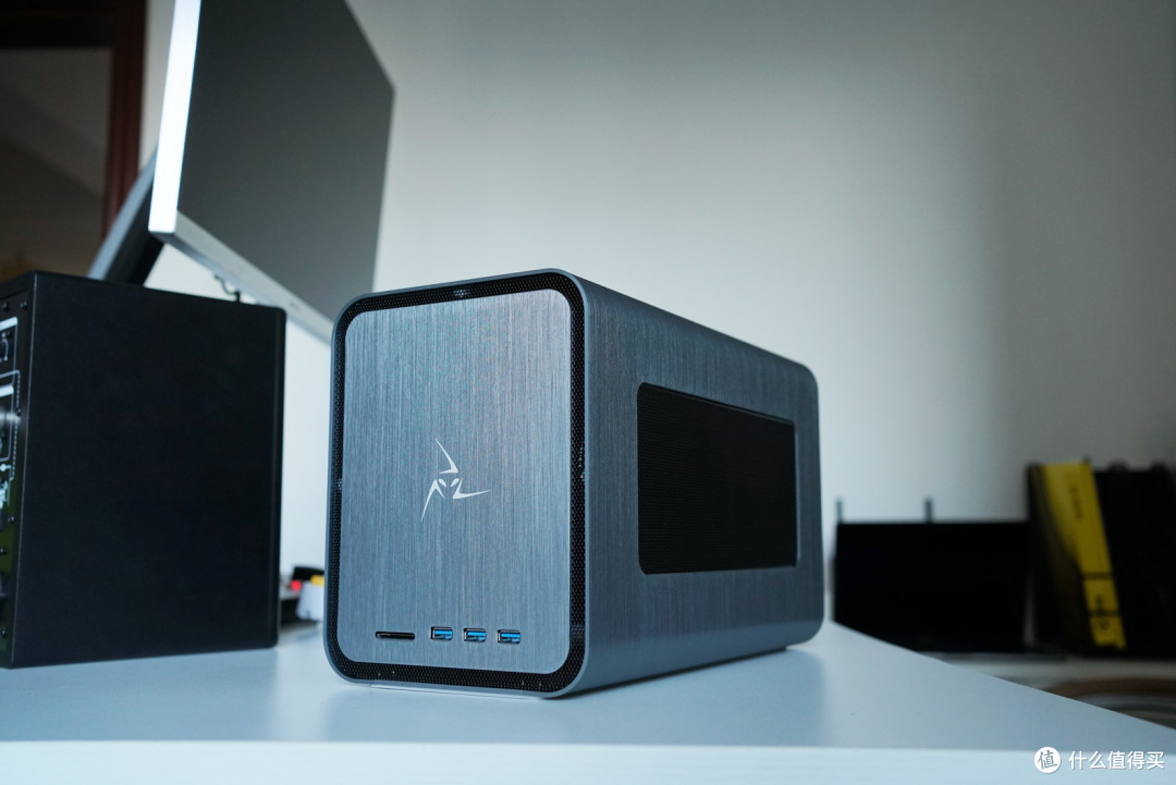 Macbook好“基友”——Mantiz EGPU二代显卡坞_显卡_什么值得买