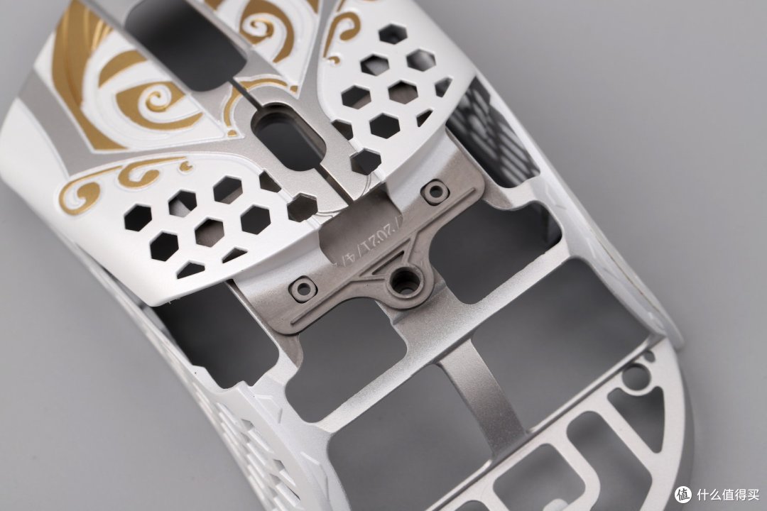 终极鼠标的含金量，Finalmouse Starlight-12 Zeus拆解_鼠标_什么值得买