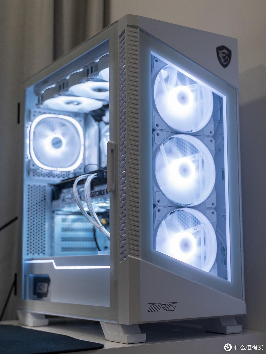 掌握流量密码，微星刀锋钛100R白色机箱装机体验_机箱_什么值得买