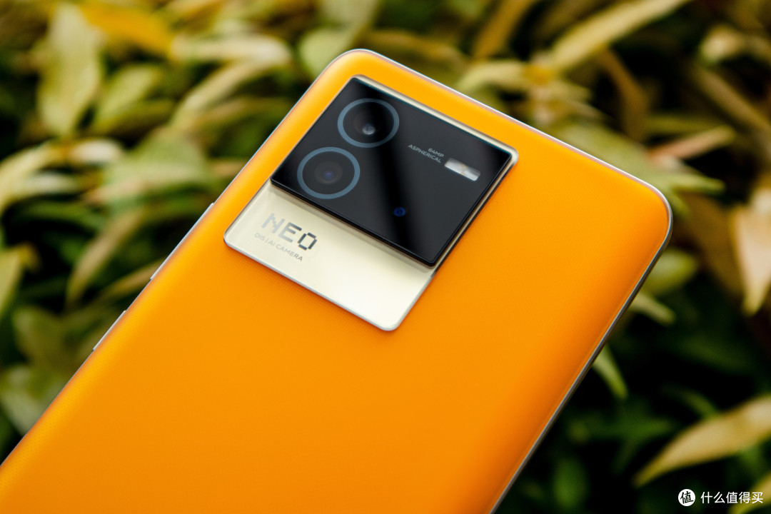 2K预算换新机那些事，iQOO Neo6 SE开箱体验报告_安卓手机_什么值得买