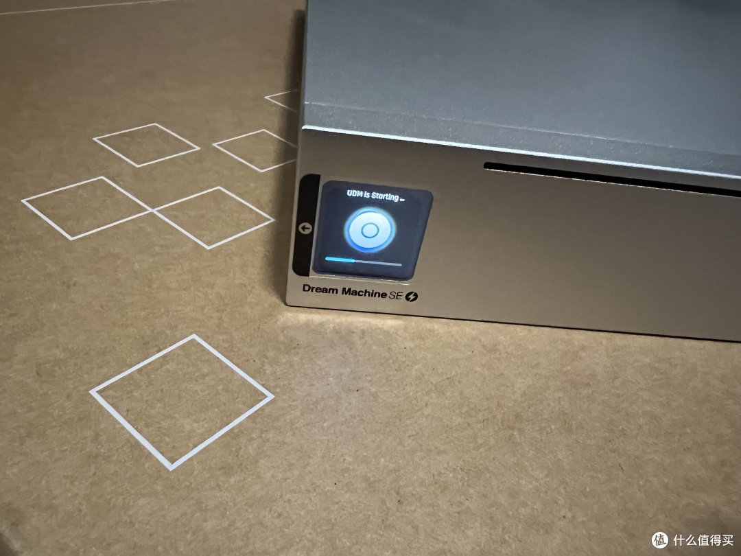 UBNT UDM-SE 开箱和使用_网络设备_什么值得买