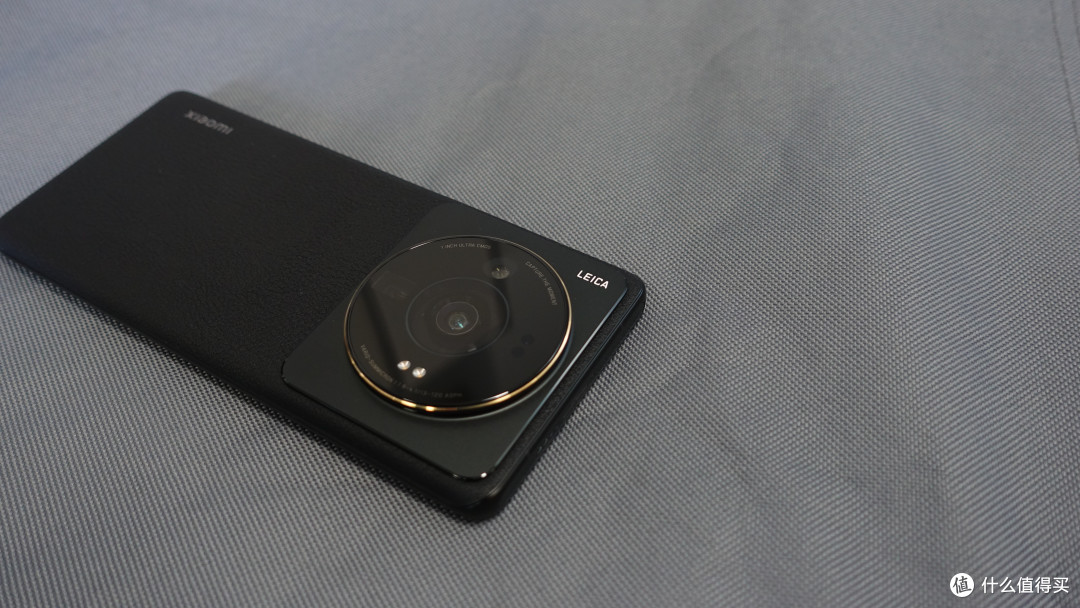 年轻人的第一台徕卡？小米12SU开箱简测_手机_什么值得买