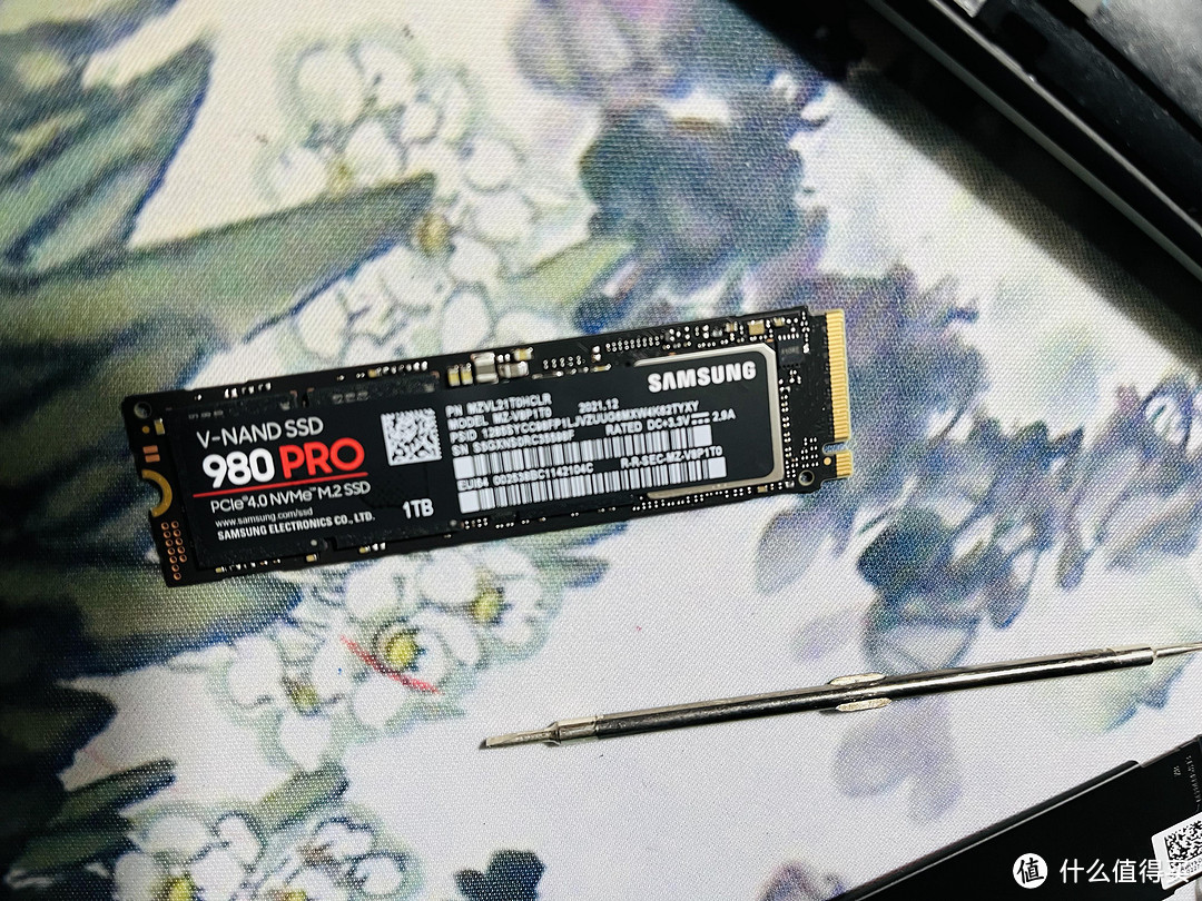 外星人X14更换三星980Pro 1TB!_固态硬盘_什么值得买