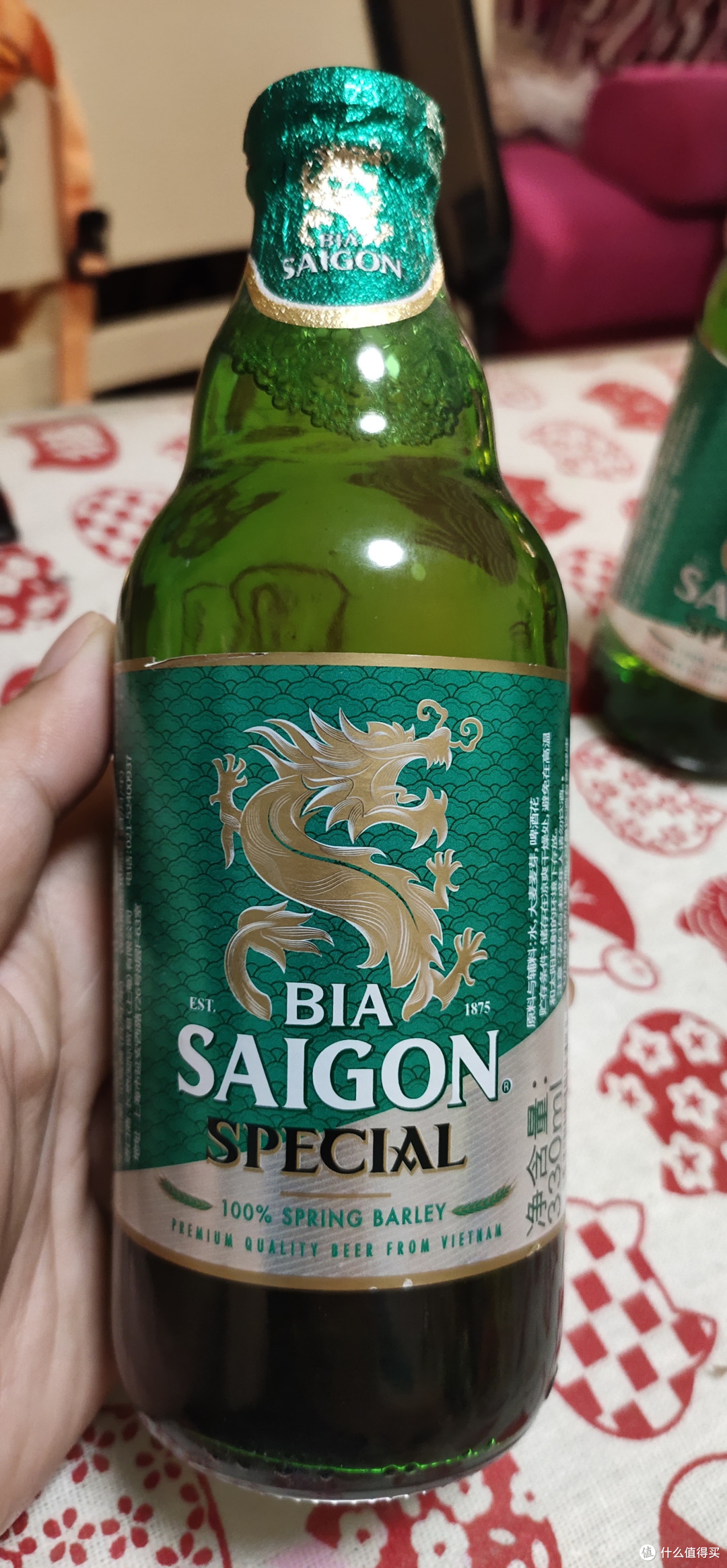 一瓶西贡啤酒引出的国货危机感，如果同价位的拉格啤酒还做不过越南啤酒，那国产啤酒真的得捏把汗咯_啤酒_什么值得买