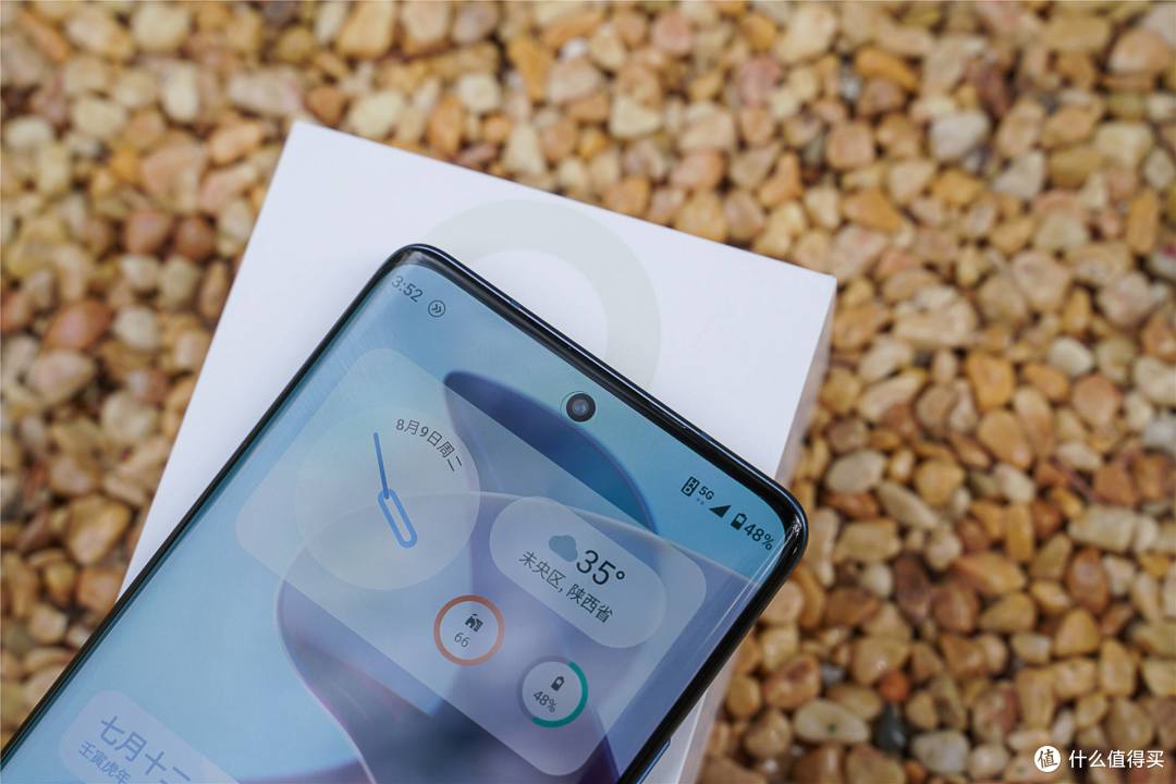 moto S30 Pro首发评测：无短板的全能轻薄旗舰_手机通讯_什么值得买