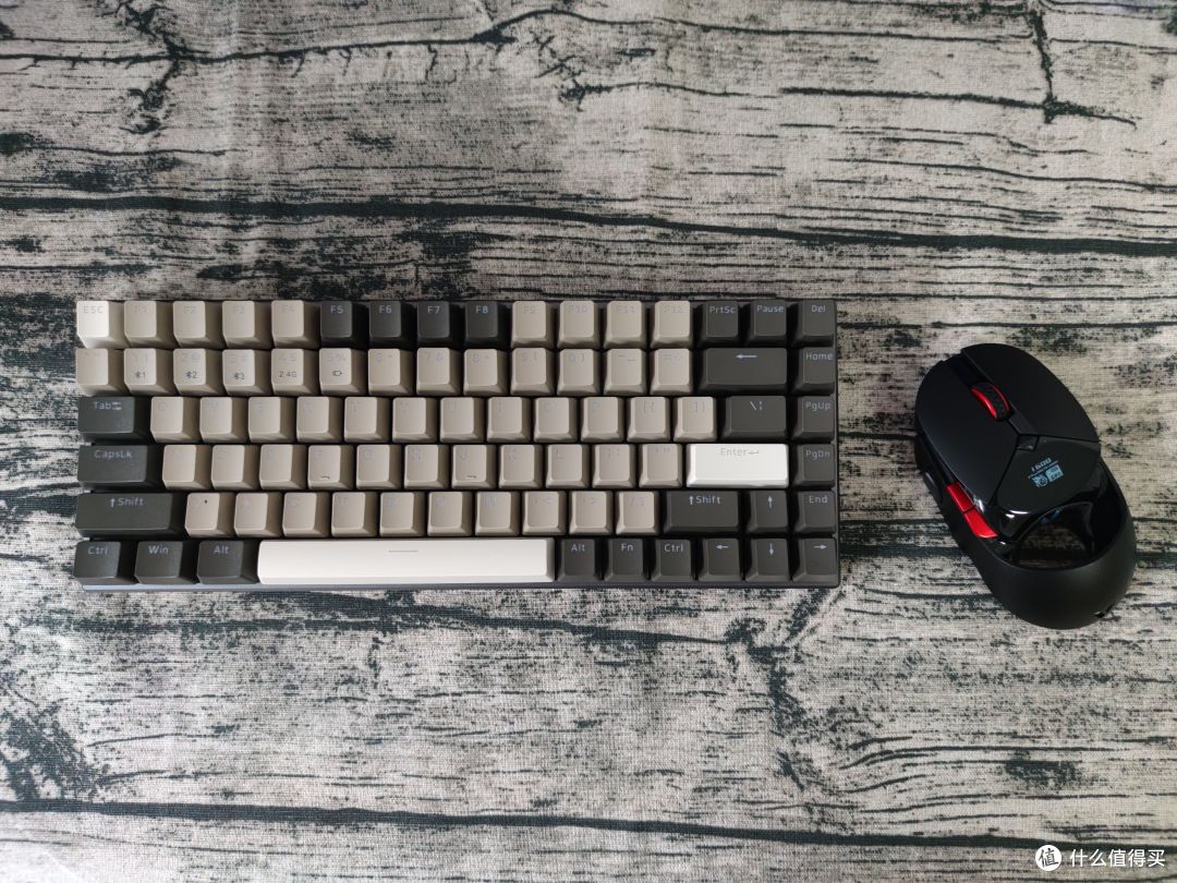 金属质感满满，雷柏V700-8A 多模连接机械键盘_键盘_什么值得买