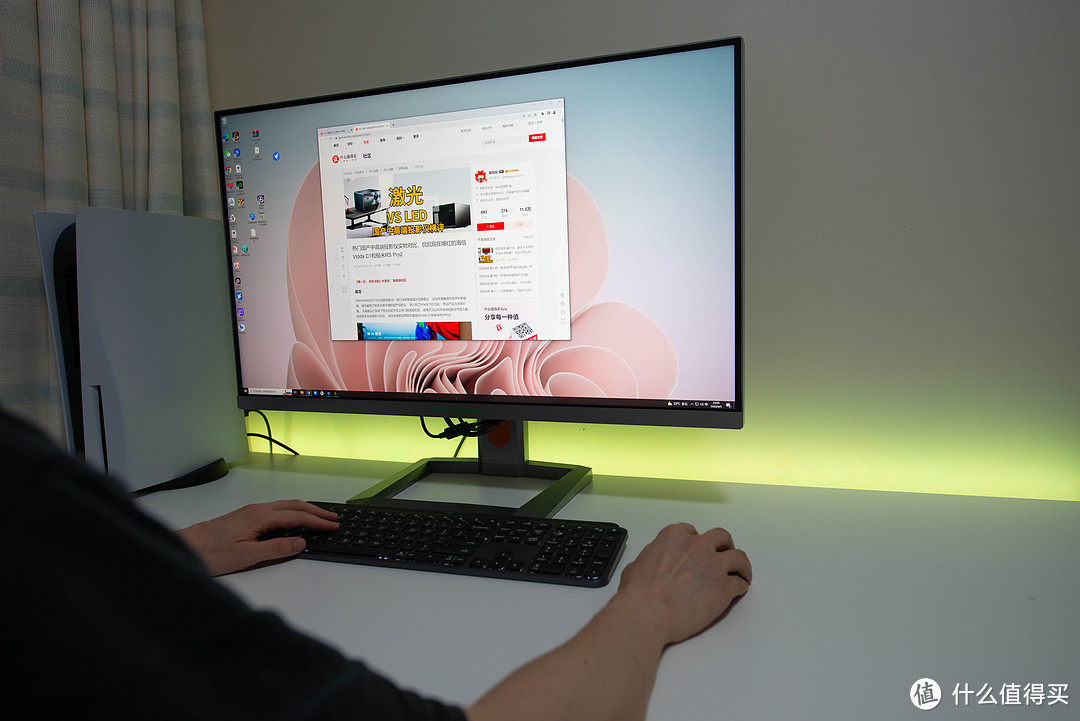 如何选择专业显示器？实测32英寸4K高端专业MiniLED显示器_显示器_什么值得买