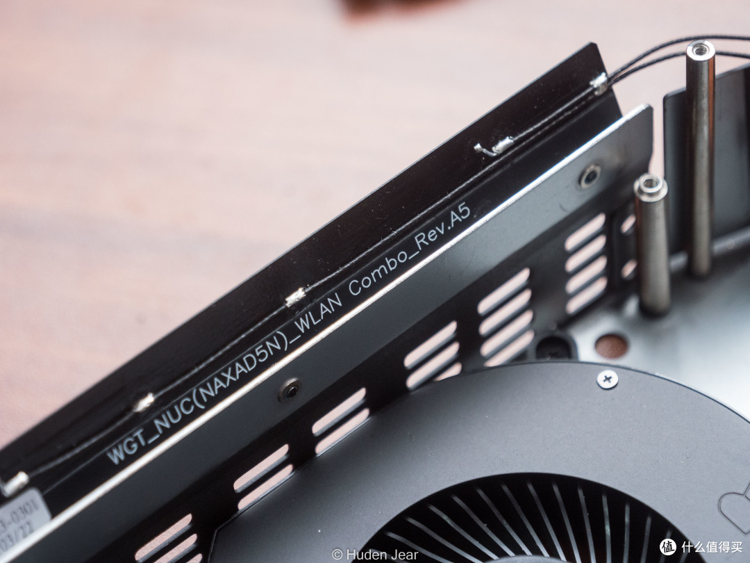 intel A770M首秀！NUC12 蝰蛇峡谷拆解测评_台式机_什么值得买