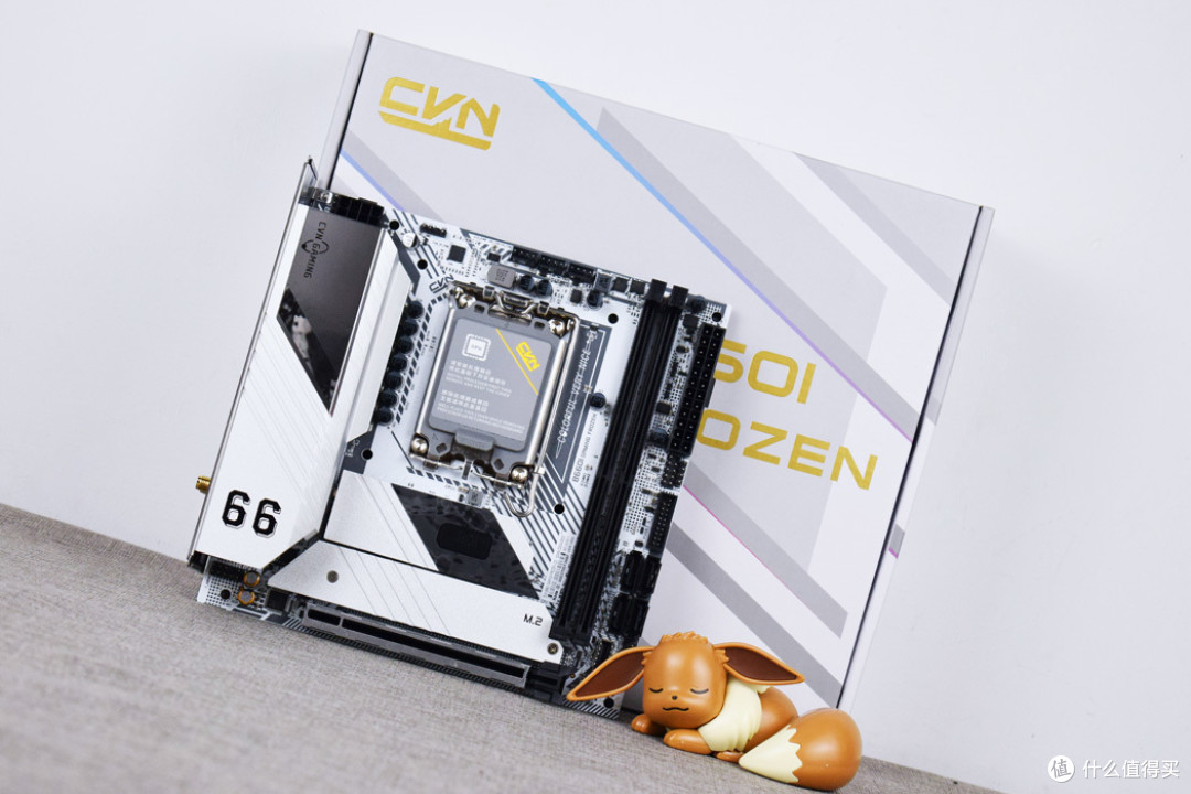 七彩虹CVN B660I GAMING FROZEN V20主板开箱试玩：布局设计合理的主流选择_主板_什么值得买
