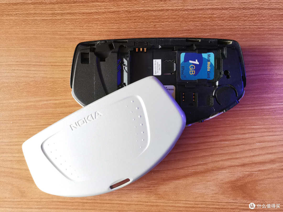 史上第一部 游戏手机：Nokia N-Gage，对标GBA。_手机_什么值得买