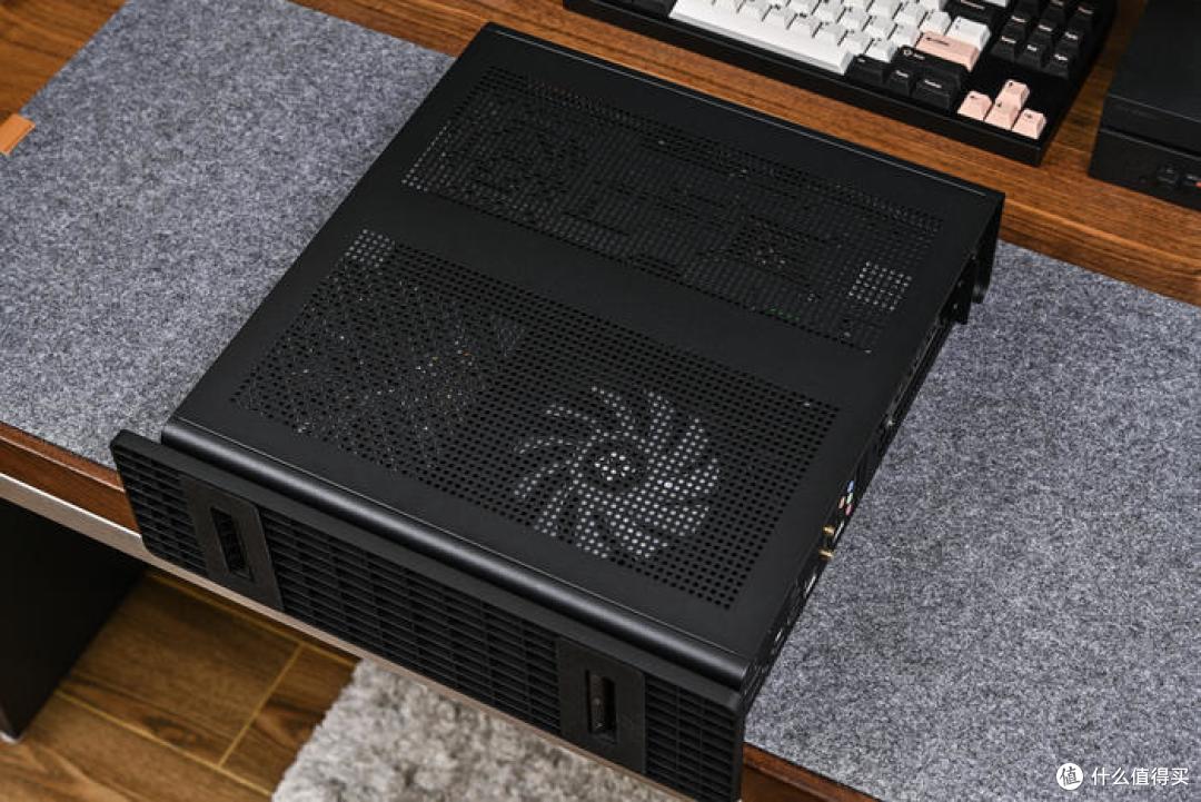 装一台立卧两用HTPC——ROG B660I+分形工艺 Ridge机箱装机展示_电脑配件_什么值得买