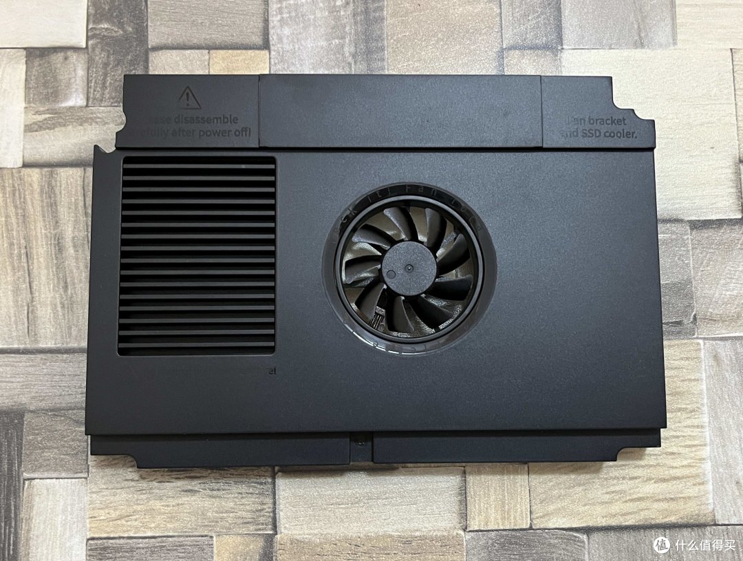 RDNA2核显彻底雄起！AMD Ryzen 9 6900HX+Radeon 680M打造最强高性能迷你小主机：零刻GTR6全网深度体验_台式机 ...