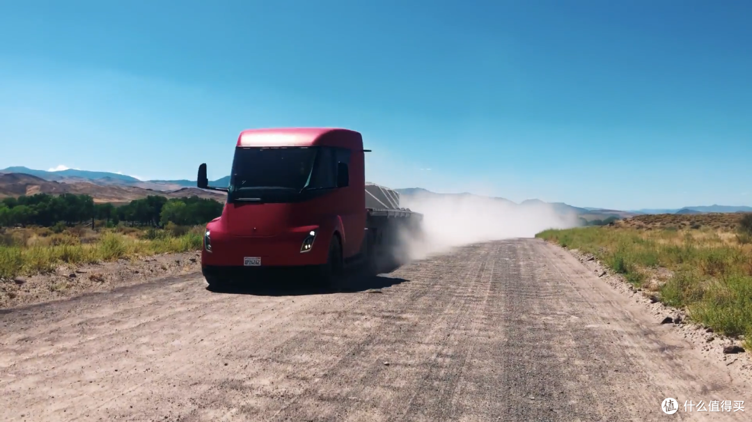 特斯拉 Semi 交付:它是野兽,它像 Model 3一样好开 汽车整车 什么值得买