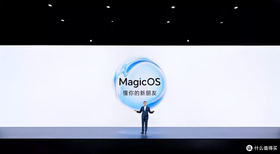 从Magic UI6.0到Magic OS7.0，荣耀系统都带来了哪些变化？_手机_什么值得买