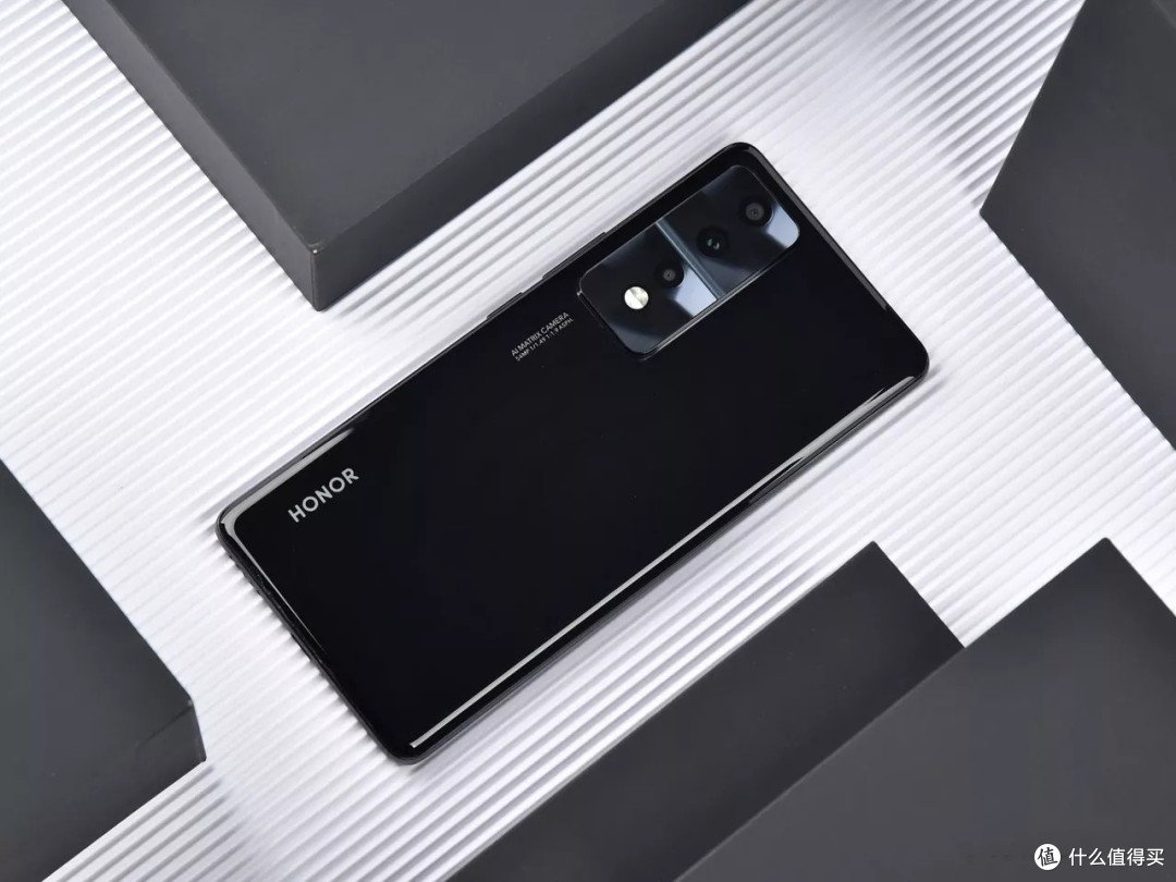 荣耀80GT首销评价来了：用户出奇的一致，难道又是一部爆款手机？_安卓手机_什么值得买