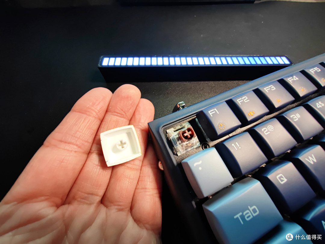 Hi Keys全新有态度的潮玩双模机械键盘 _键盘_什么值得买